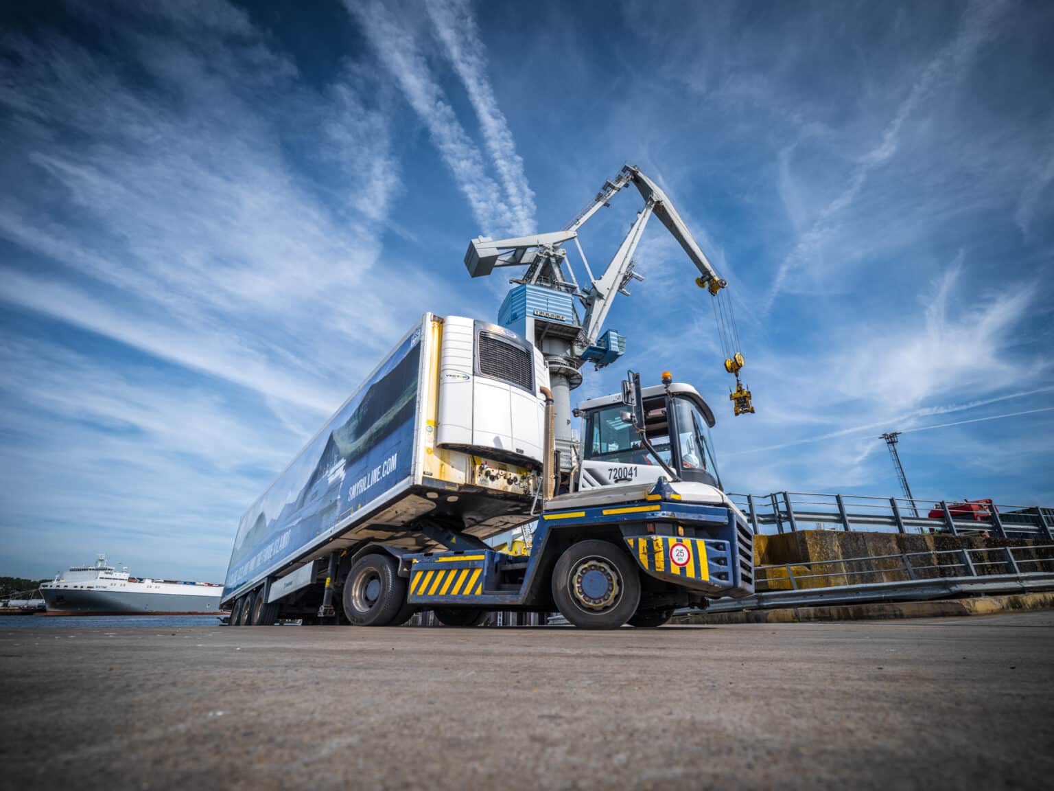 RoRo Op- en Overslag - Broekman Logistics